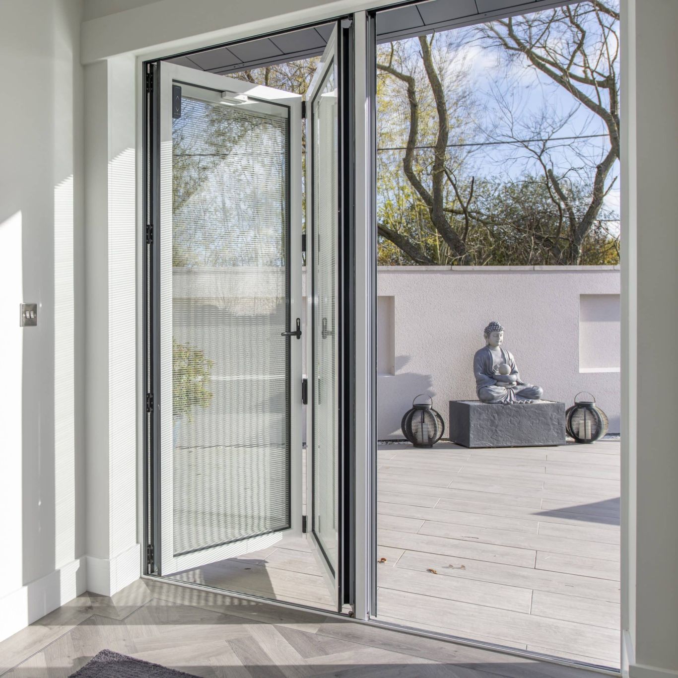 Integral Blinds Solutions | Alexander Windows
