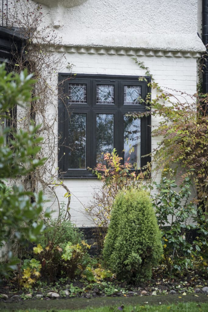 What is encapsulated glass? - Alexander Windows